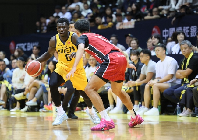 阿巴西15分、3抄截 TPBL特攻主場首秀擊退戰神 - 華視新聞網